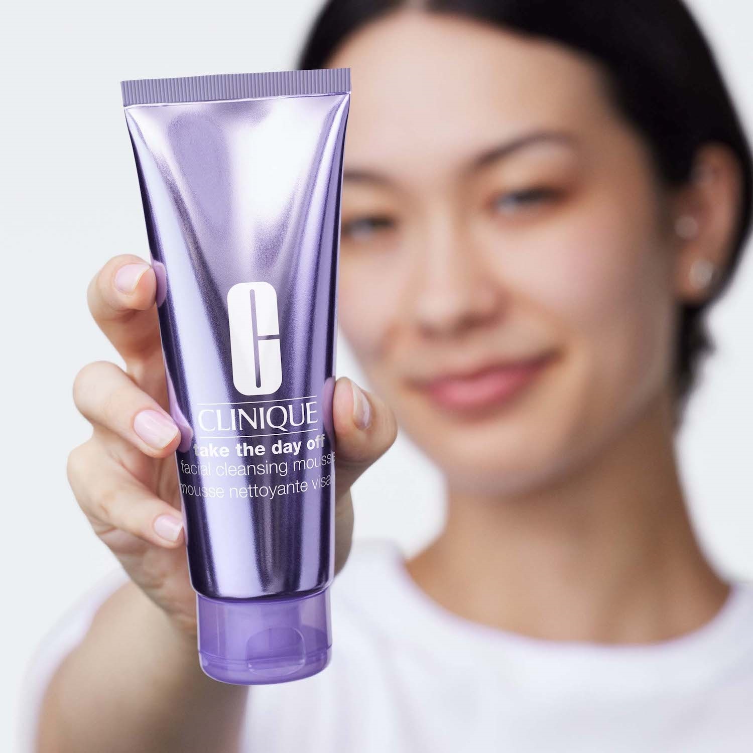 TAKE THE DAY OFF™ FACIAL CLEANSING MOUSSE (LIMPIADOR FACIAL EN MOUSSE ...